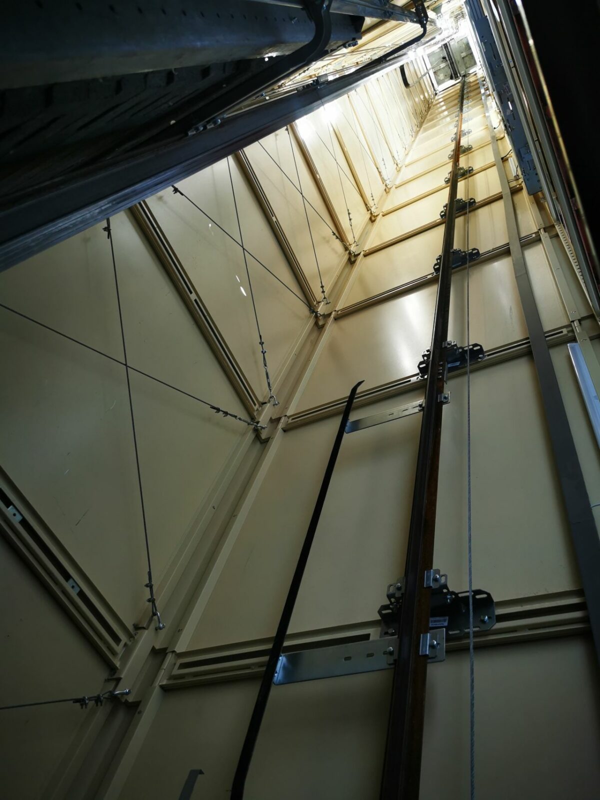 SPAIN / BARCELONA / STRUCTURE • Hipur s.l.