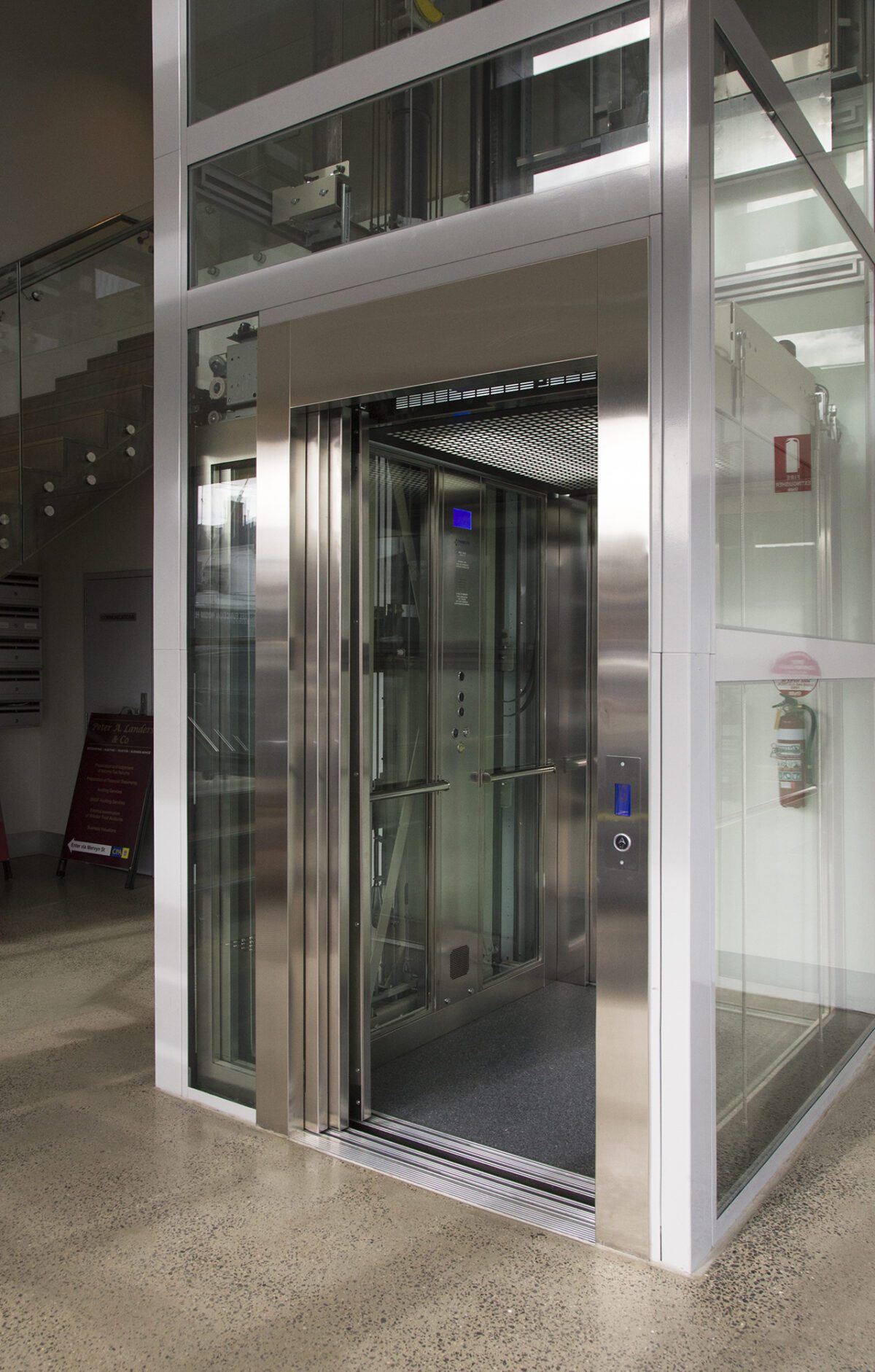 AUSTRALIA • Hipur s.l.