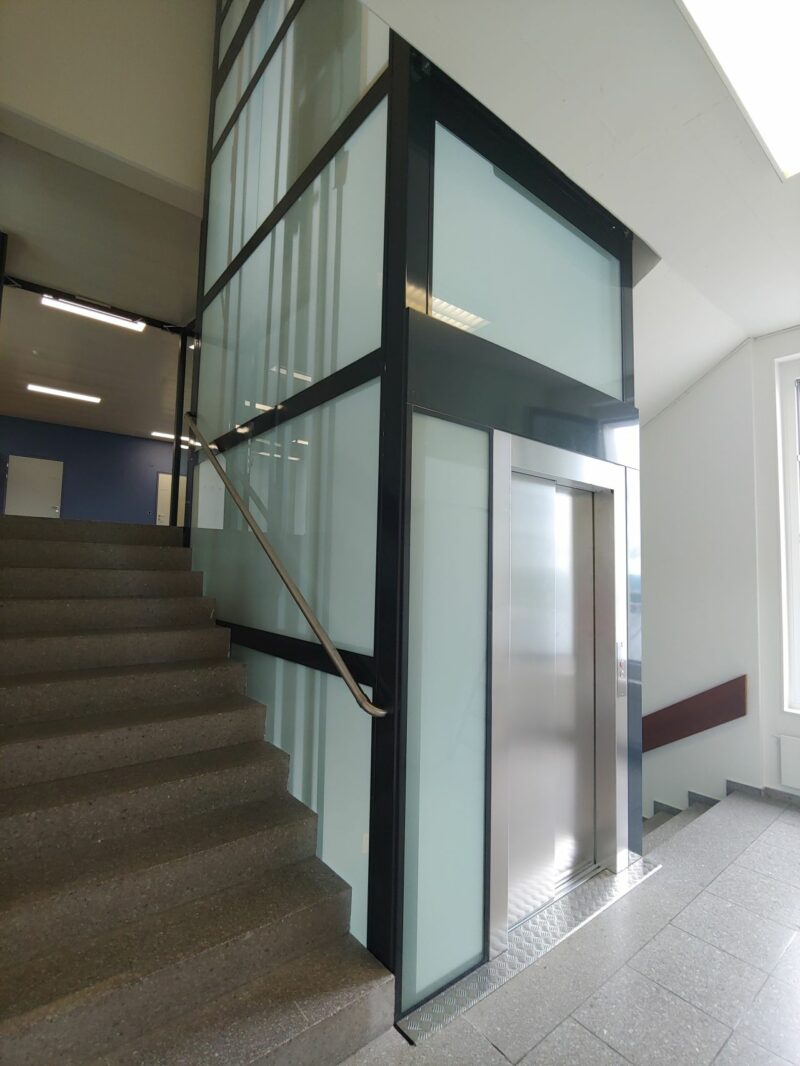 SUIZA / ESTRUCTURA PREMIUM • Hipur s.l.